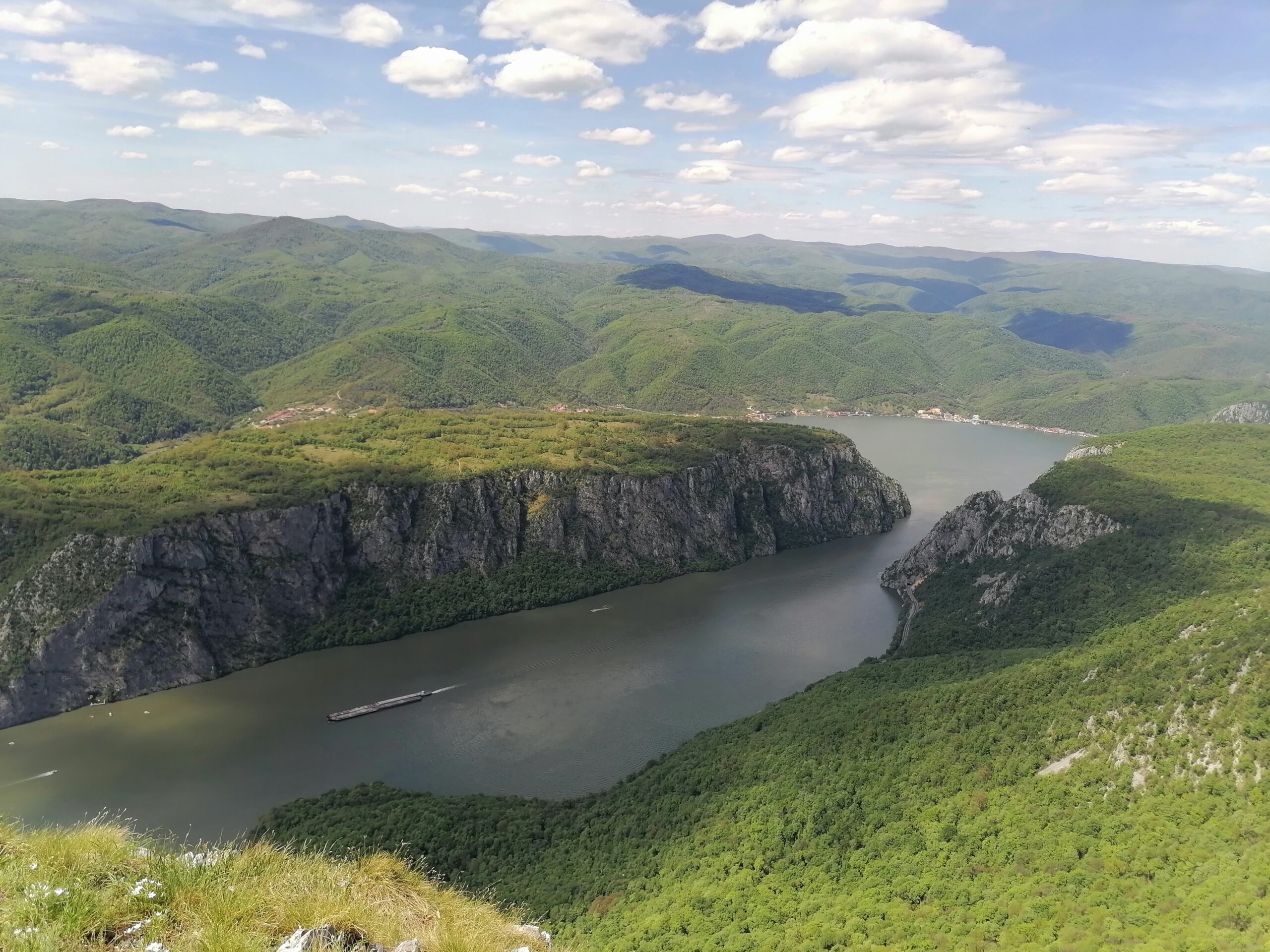 Đerdapska klisura-Planina Miroč-Vidikovac Ploče-Veliki Štrbac-Donji ...